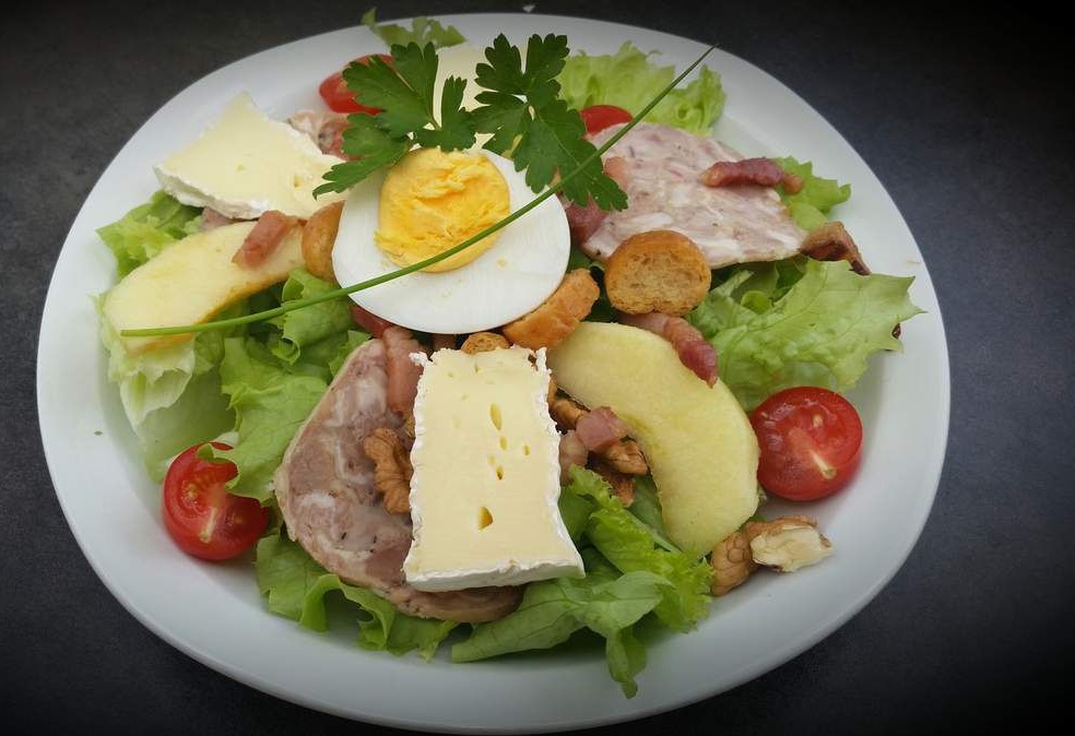 Normandy gastronomy: traditional french cuisine and recipies